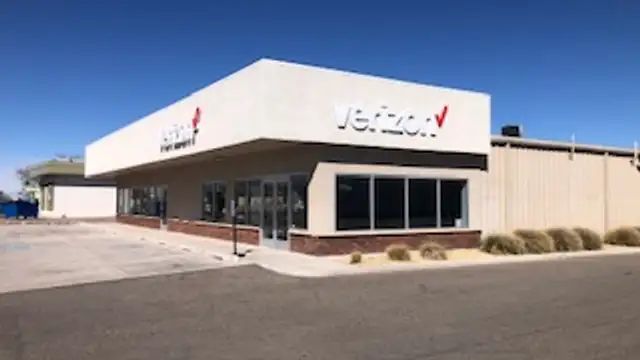 Verizon Retail 100% Occupied 10% Cap Rate