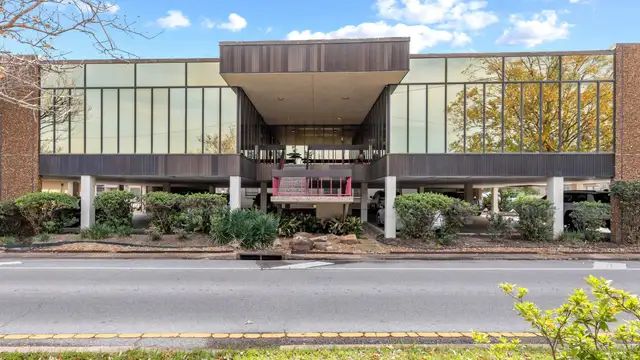 HEYMANN OIL CENTER OFFICE SPACE FOR LEASE